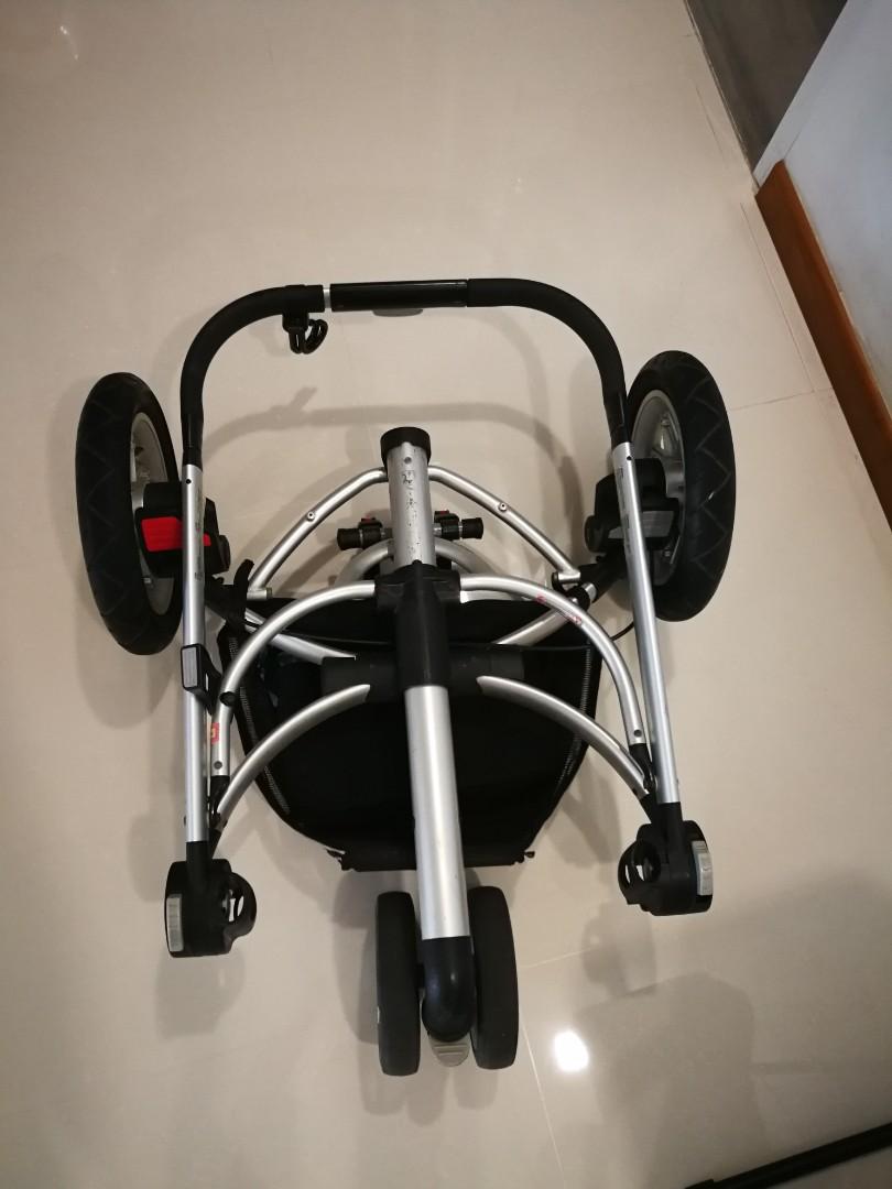 Quinny stroller (bucket seat + front face seat), Babies & Kids, Going ...