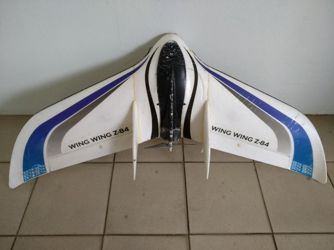 RC plane Delta Wing with all the electronics in picture. Already stop ...