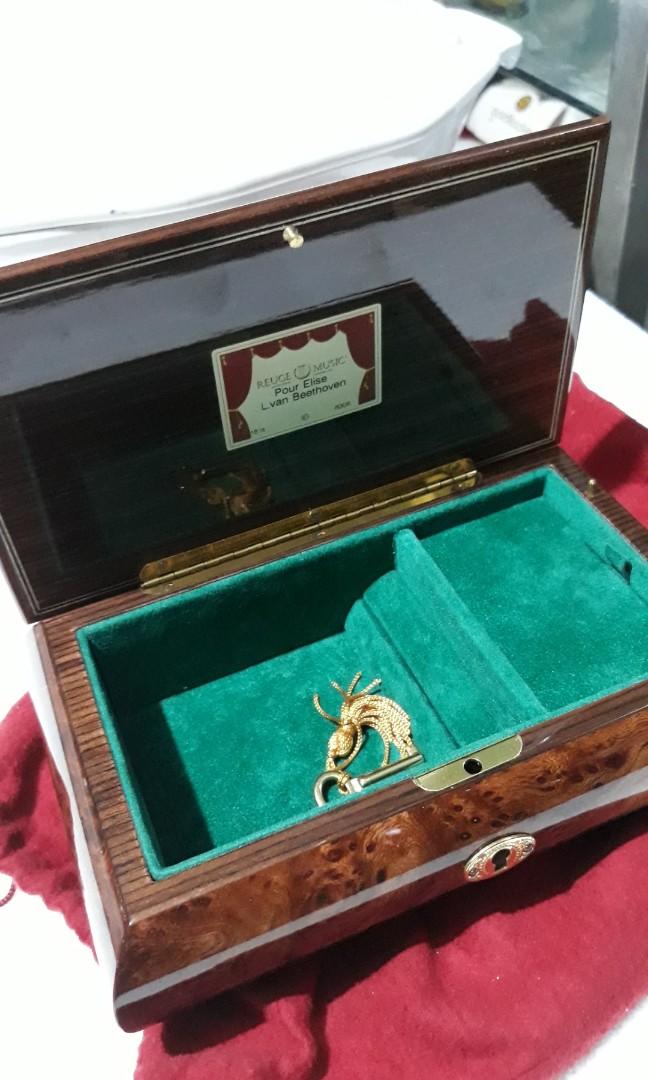 1970s Ruege Music Box, Hobbies & Toys, Memorabilia & Collectibles ...