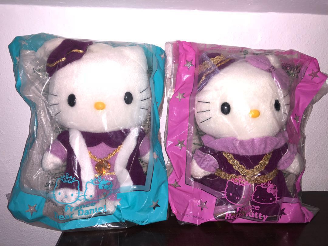 6 sets of Hello Kitty Plush Toys (millennium edition), Hobbies & Toys ...
