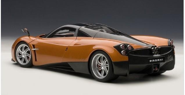 AutoArt Pagani Huayra 1/18 Diecast, Hobbies & Toys, Toys & Games on ...