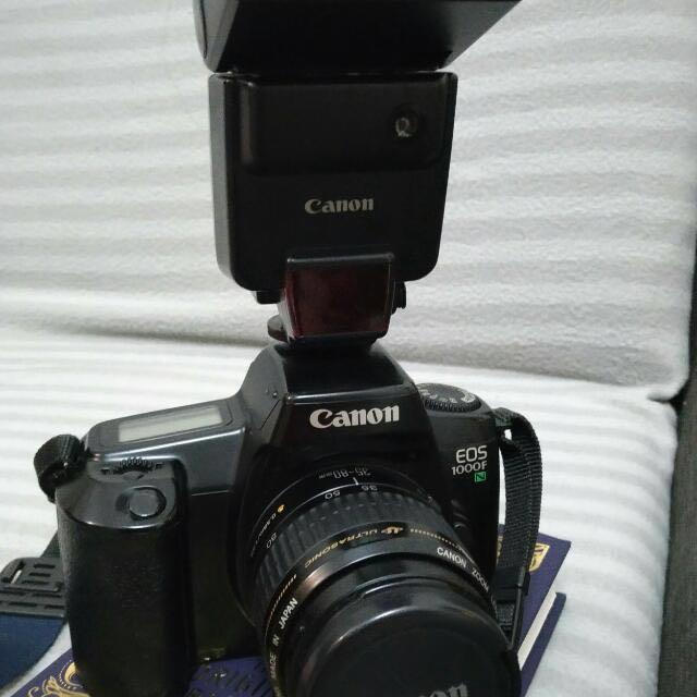 Canon EoS 1000F with detachable flash, Photography, Photography ...
