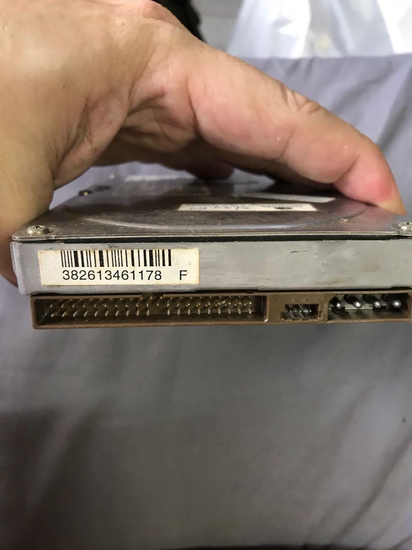 Vintage Quantum 3.5” Hard Disk 3.2GB AT IDE Connector, Electronics ...