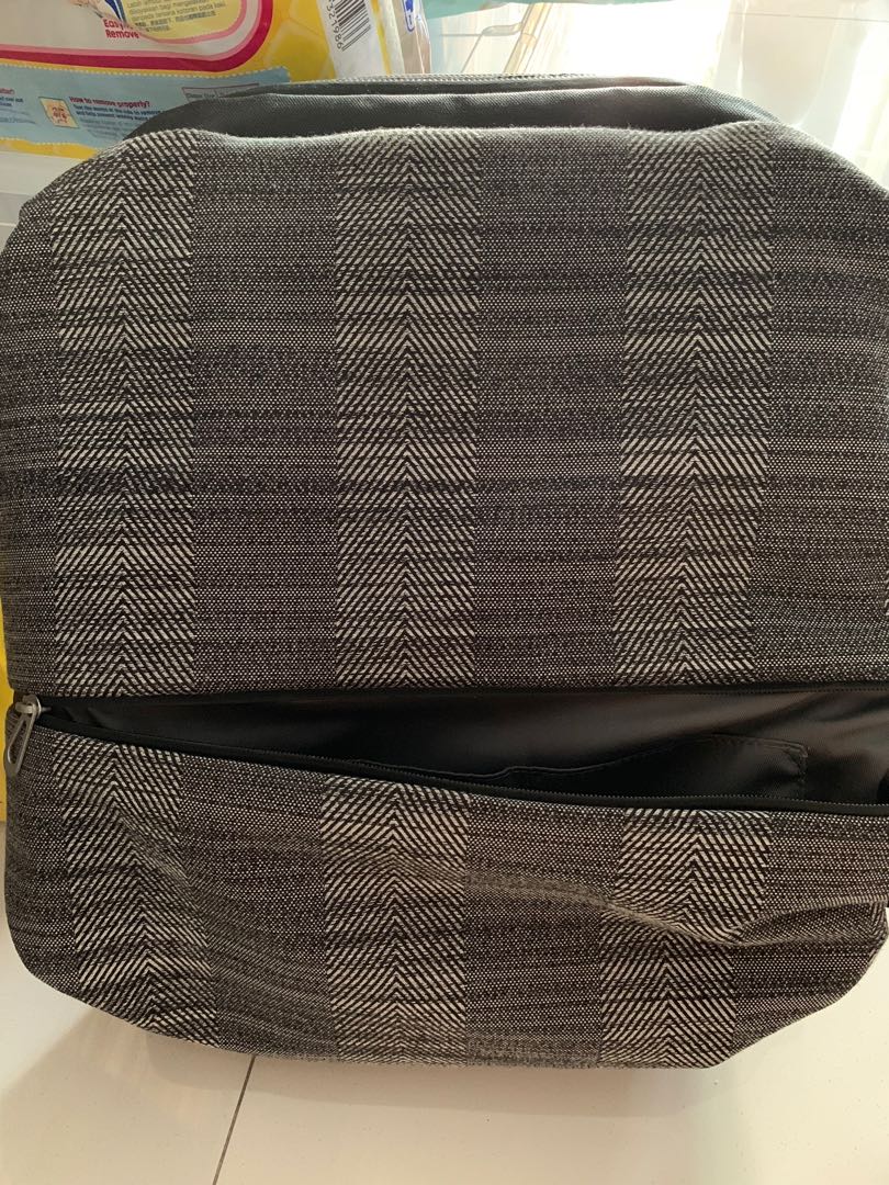 Branded lap top backpack, Men's Fashion, Bags, Backpacks on Carousell