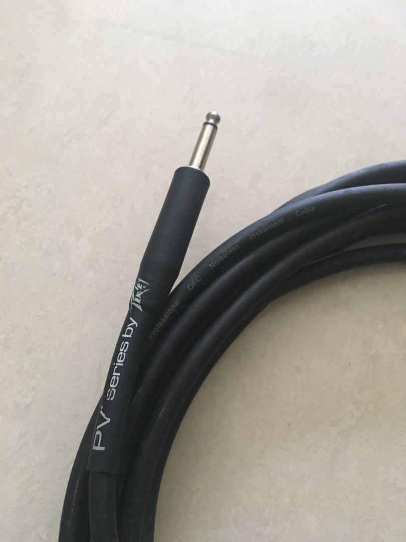 Peavey (PV series) 6m cable, Computers & Tech, Parts & Accessories ...
