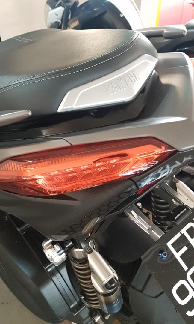 Under Seat Recoil Spring for Yamaha X-Max, Motorcycles, Motorcycle ...