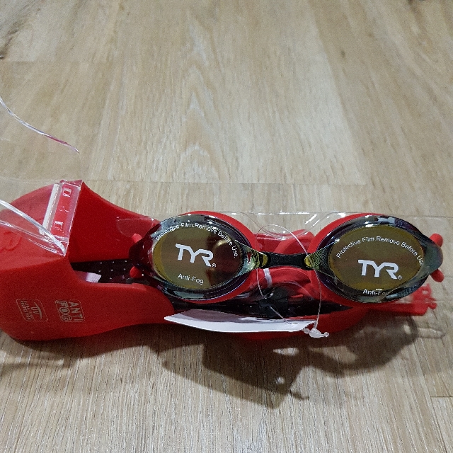 TYR Velocity Metallised Red, Sports Equipment, Sports & Games, Water ...