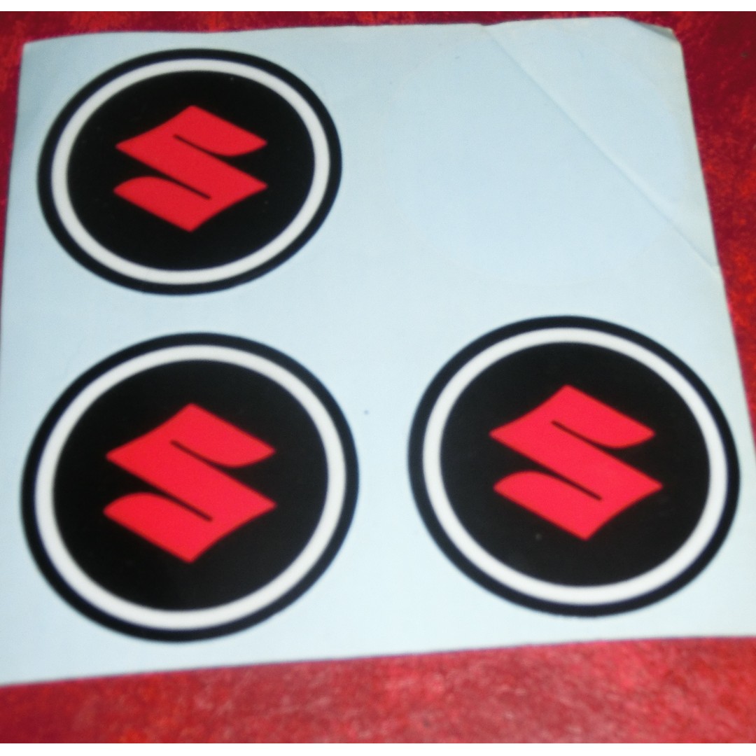 Brand new licensed very high quality Suzuki decal from Japan .Only 3 pc ...
