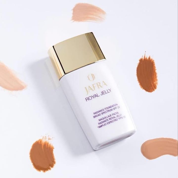 JAFRA ROYAL JELLY FOUNDATION NUDE, Kesehatan & Kecantikan, Rias Wajah ...