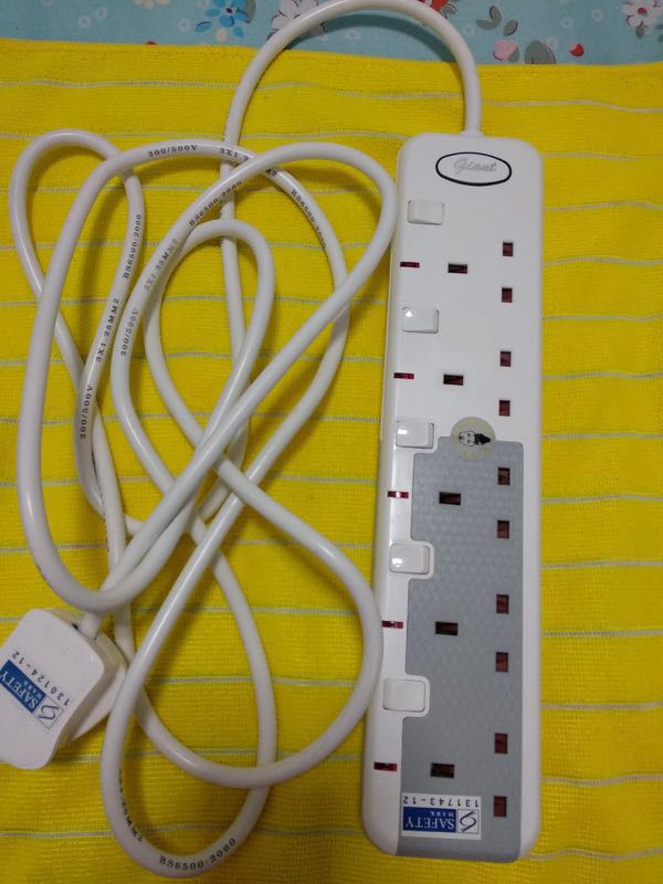 Safety Mark Certified 5 Way Extension Socket 3 Metre Powerstrip PS005 ...