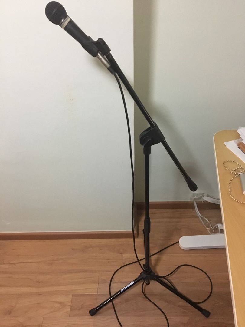 Samson mic stand & behringer mic, Hobbies & Toys, Music & Media ...