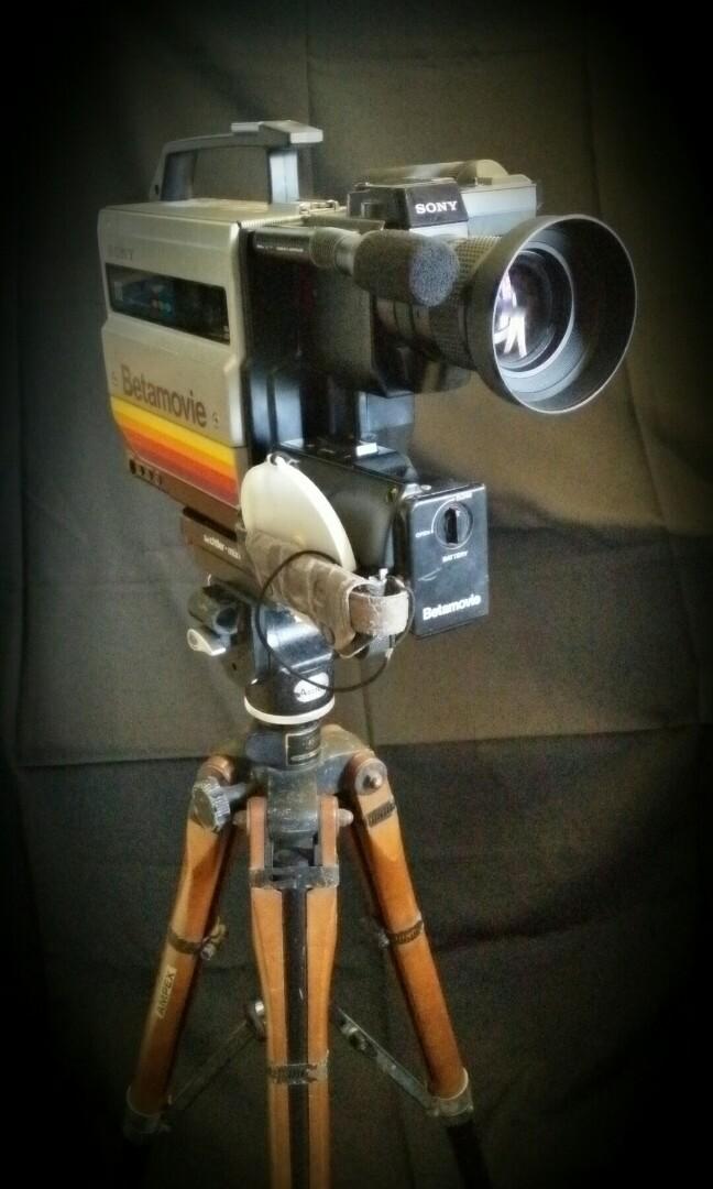 Sony Betamovie BMC-100, Photography, Video Cameras on Carousell