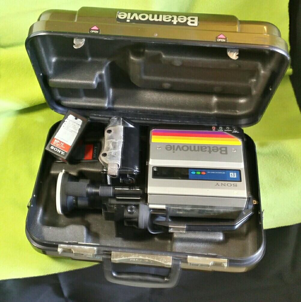 Sony Betamovie BMC-100, Photography, Video Cameras on Carousell