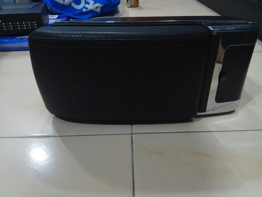 Suzuki swift hand rest, Car Accessories, Accessories on Carousell