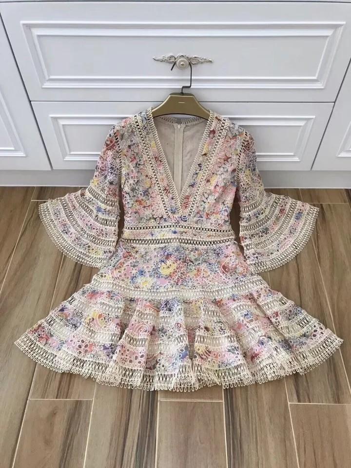 Zimmerman cut label, Women's Fashion, Tops, Sleeveless on Carousell