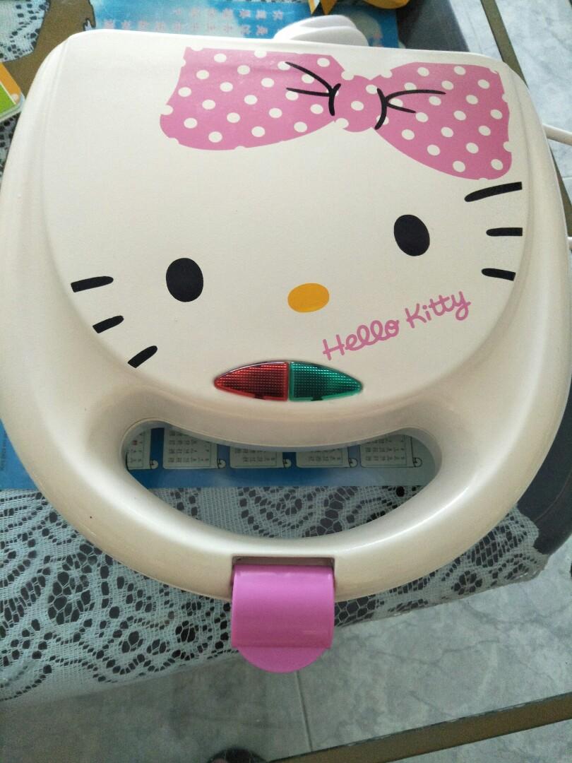 Authentic Hello Kitty Toaster, TV & Home Appliances, Kitchen Appliances ...