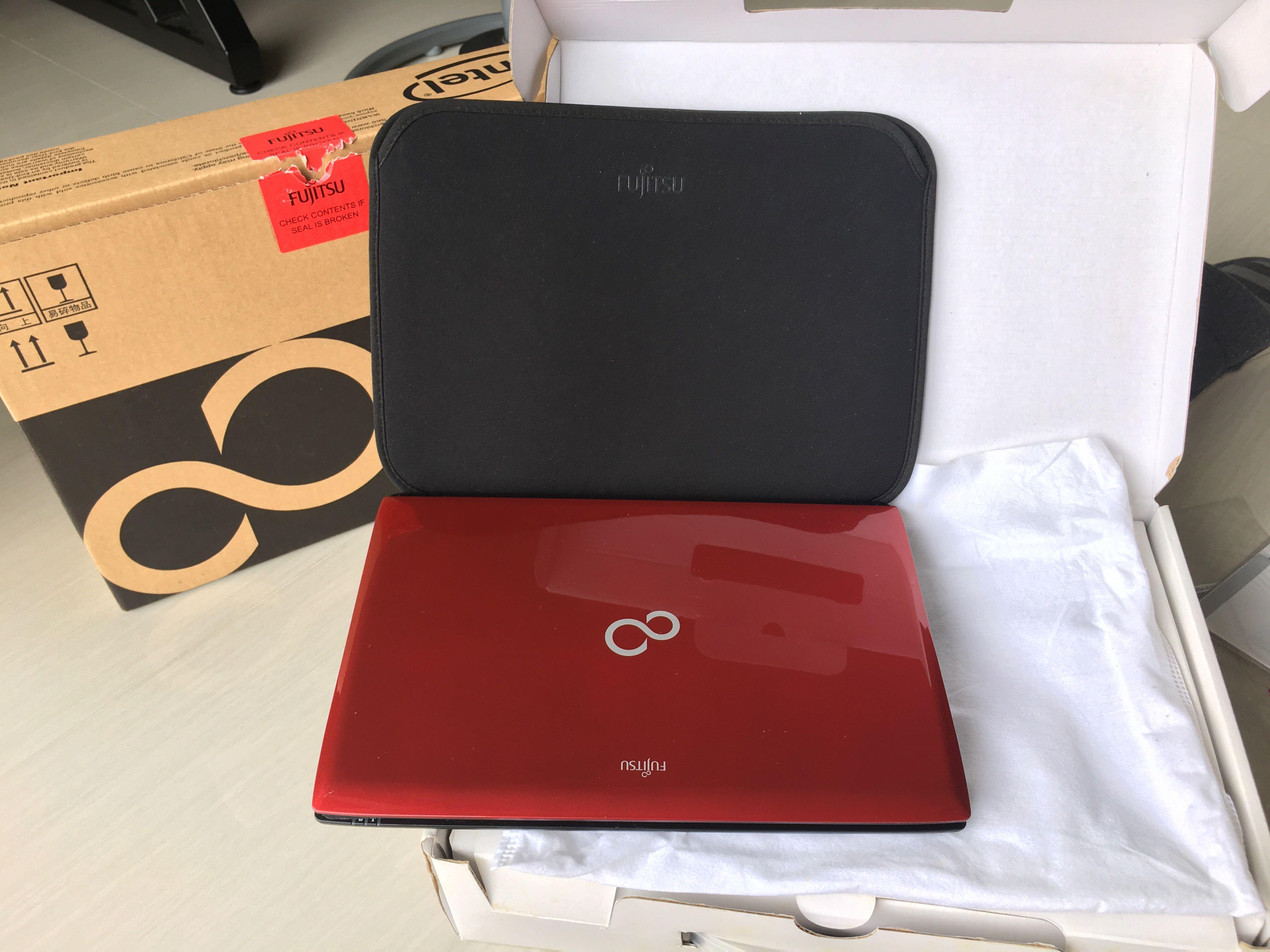 Fujitsu Lifebook / Notebook MH330, Computers & Tech, Laptops ...