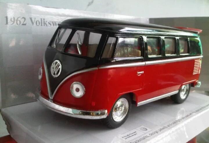 MINIATUR VW COMBI, Toys & Collectibles, Mainan di Carousell