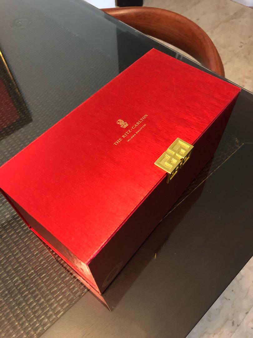 Ritz Carlton Jewellery box, Everything Else on Carousell