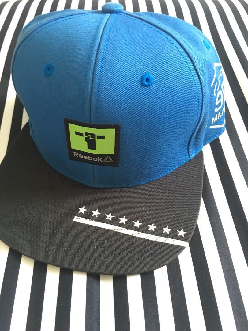 Snapbacks on Carousell