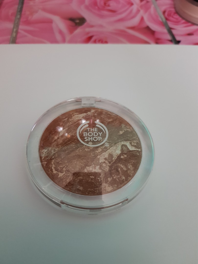 The Body Shop Bronzer, Beauty & Personal Care, Face, Makeup on Carousell