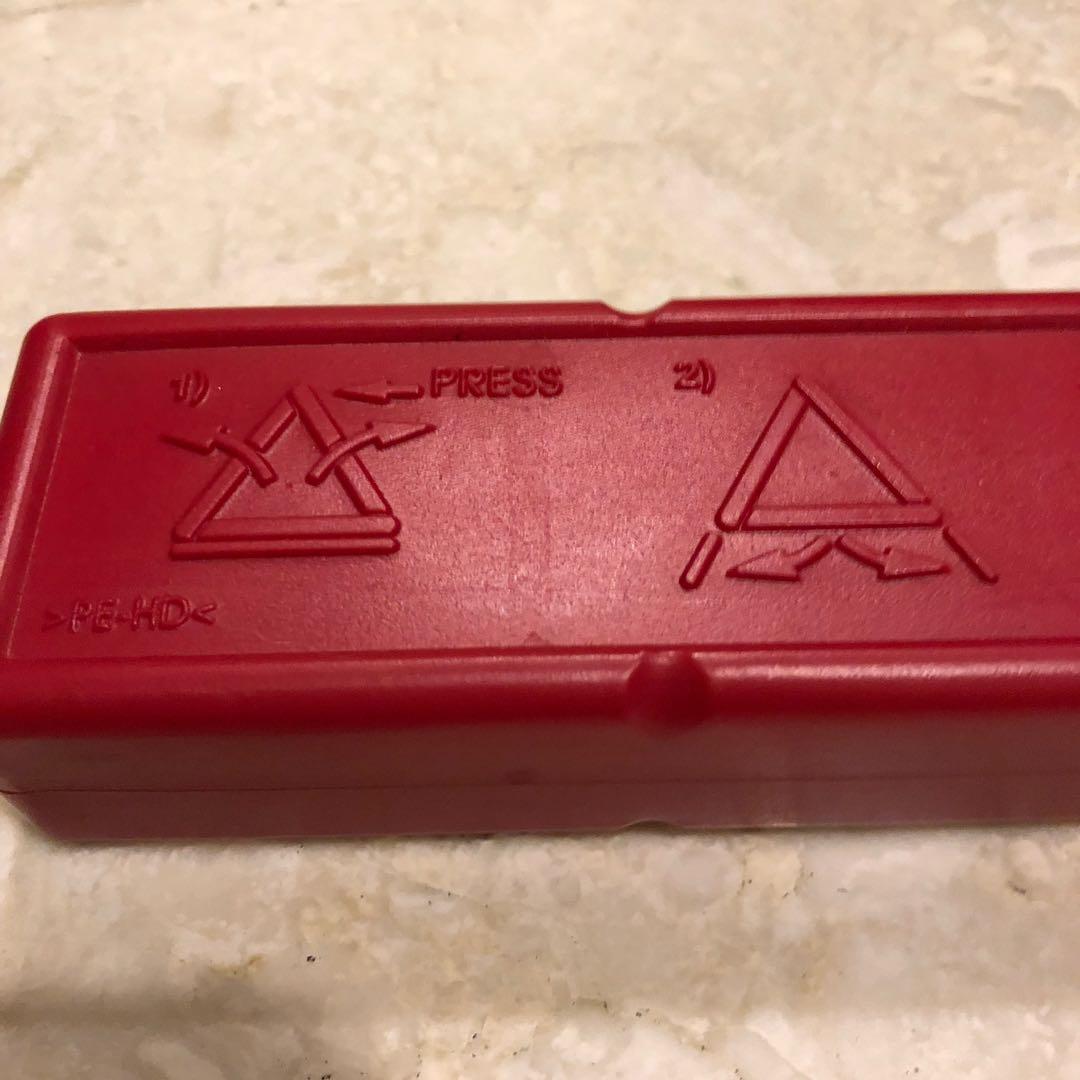 Trimicro hazard warning triangle, Car Accessories, Accessories on Carousell