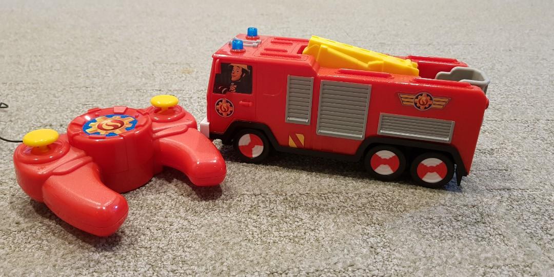 Fireman Sam Fire Rescue Centre & Jupiter Fire Engine, Hobbies & Toys ...