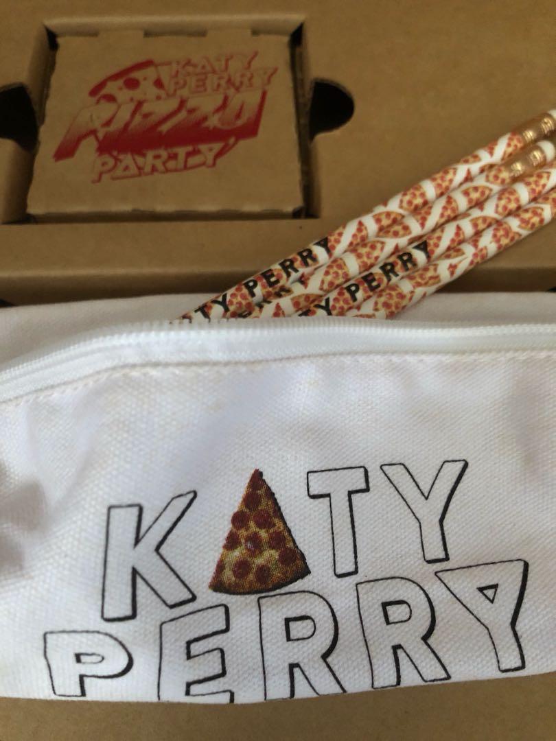 Katy Perry Pizza Party Box Set, Everything Else on Carousell