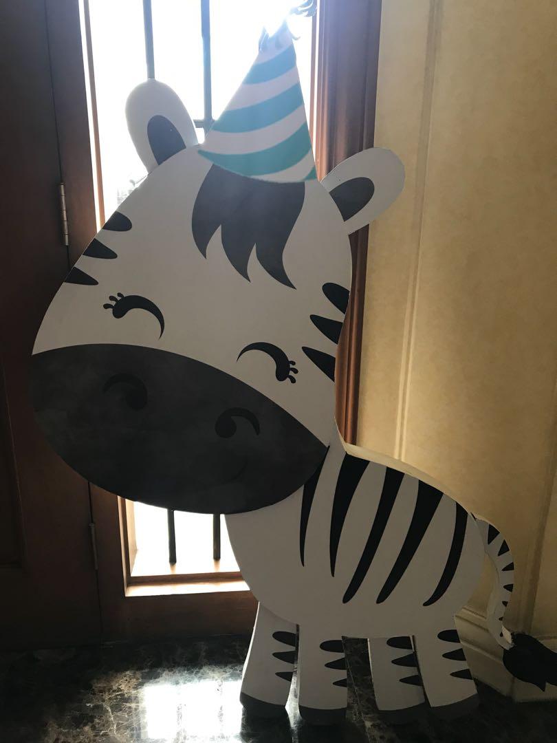 Safari Party Animals Standees, Hobbies & Toys, Stationary & Craft ...