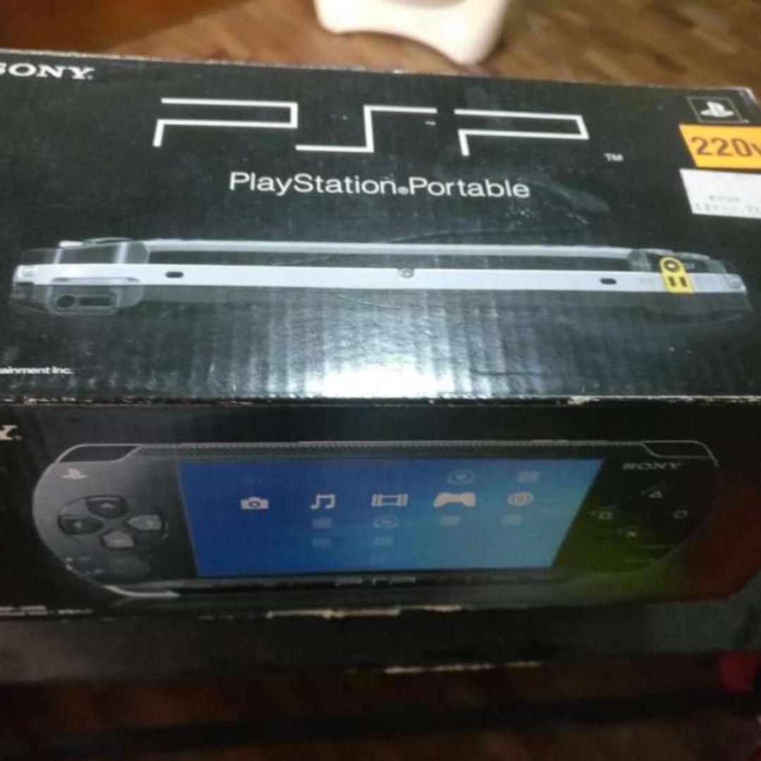Sony PSP Slim 2000 with box no power, Video Gaming, Video Game Consoles ...