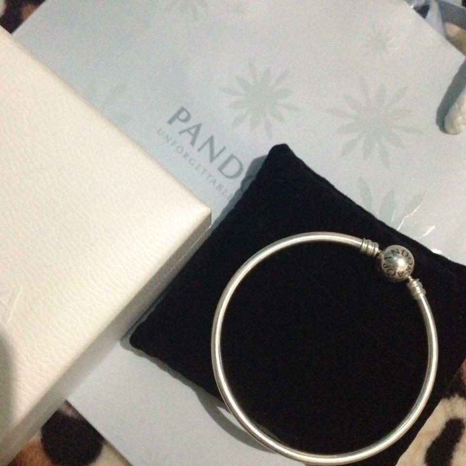 Pandora Bangle, Women's Fashion, Jewelry & Organizers, Bracelets on ...