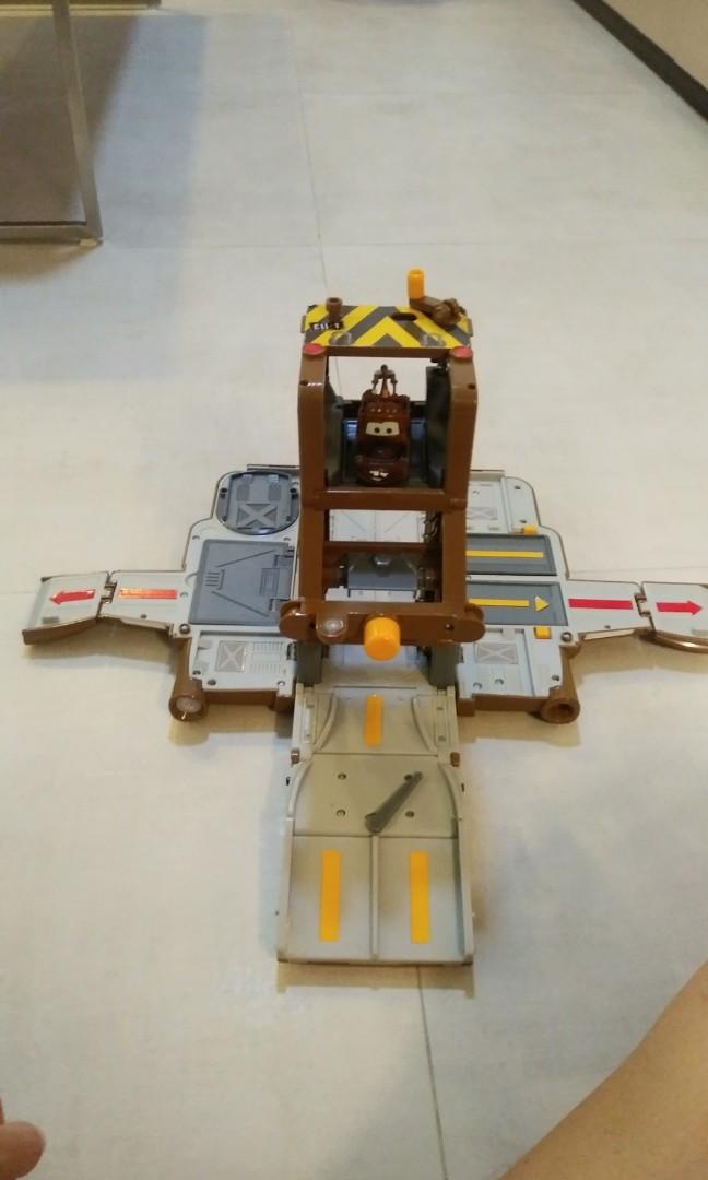 Tow Mater Transformerable Play Set with Mater included, Hobbies & Toys ...