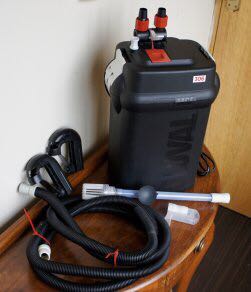 Fluval 306 Canister filter, Pet Supplies, Homes & Other Pet Accessories ...