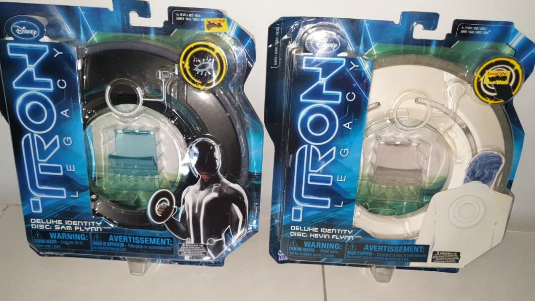 TRON Deluxe Identity Disc- Kevin & Sam Flynn, Hobbies & Toys, Toys ...