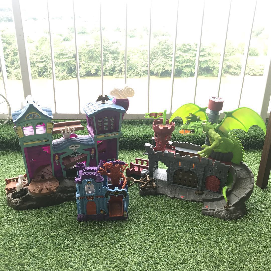 Vintage Matchbox Playset Bundle Haunted House and Dragon Castle ...