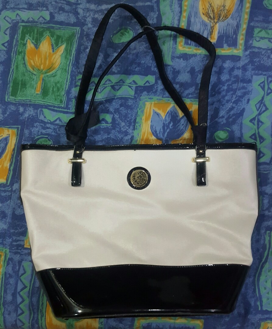 Ann Klein Tote Bag, Women's Fashion, Bags & Wallets, Tote Bags on Carousell