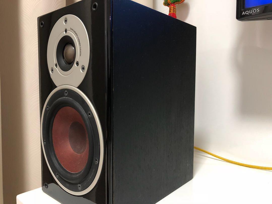 Dali Zensor 1 bookshelf speaker + Dali Zensor Vokal centre speaker ...