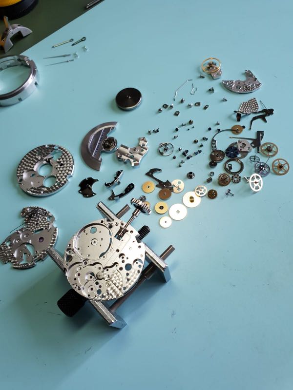 Full complete overhaul for your watch ., Women's Fashion, Watches ...