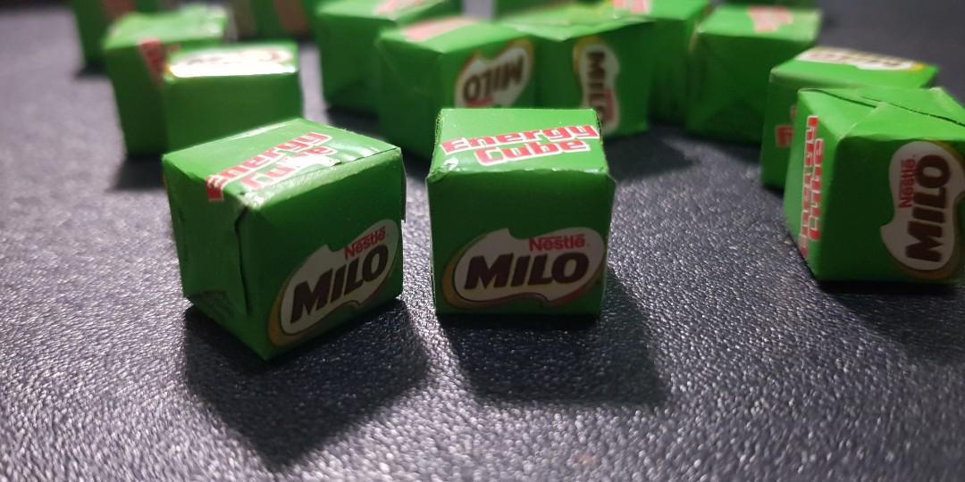 Milo Cube isi 100, Makanan & Minuman, Snek di Carousell