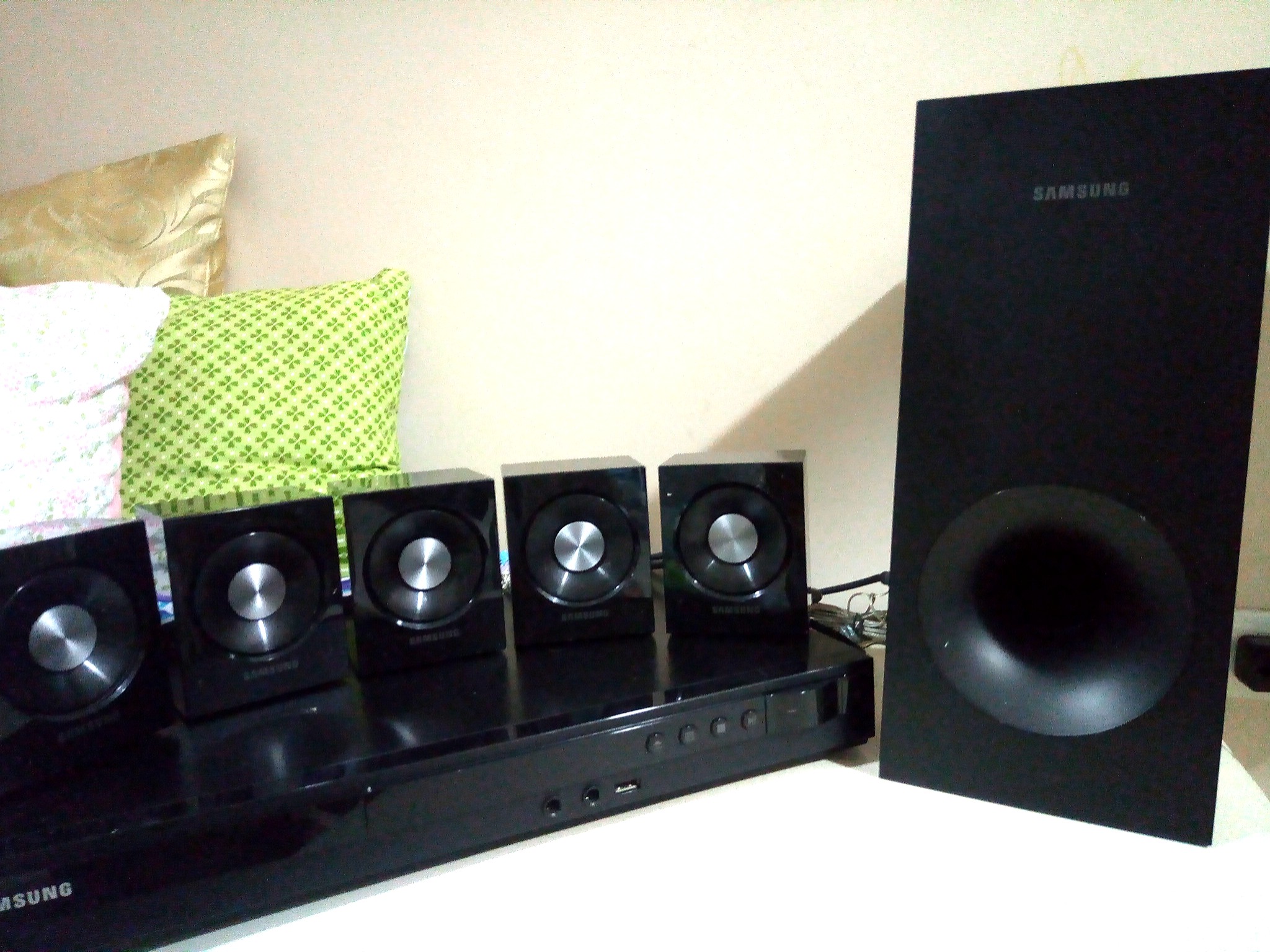 Samsung Home Theater (HT-D350K), TV & Home Appliances, TV ...