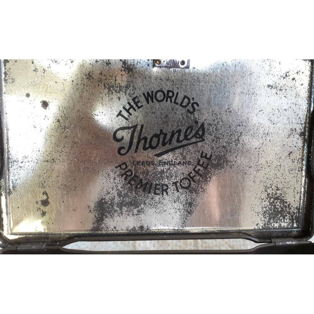 ' The Milkmaid ' Thorne's Toffee , Vintage Advertising Tin box. ti145 ...
