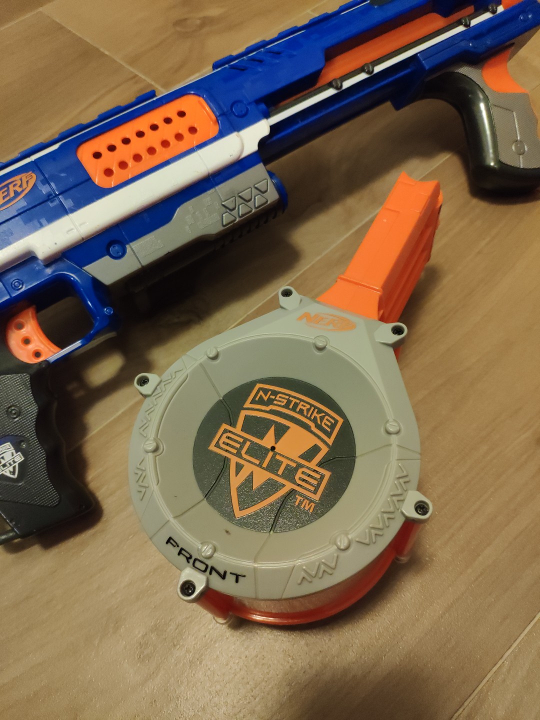Nerf Rampage with original drum magazine, 興趣及遊戲, 玩具 & 遊戲類 - Carousell