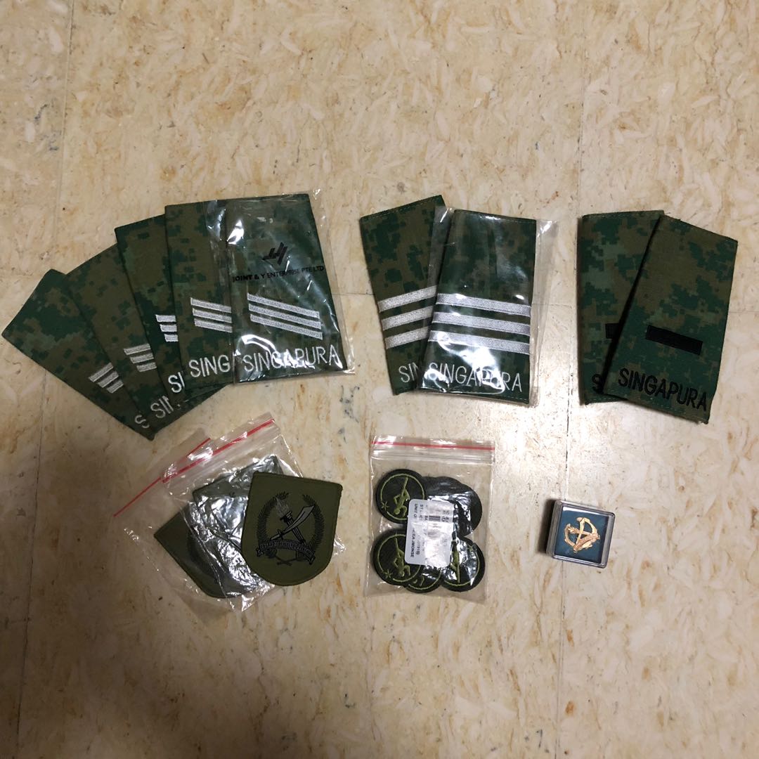 SAF ranks/ badges/ pin, Everything Else on Carousell