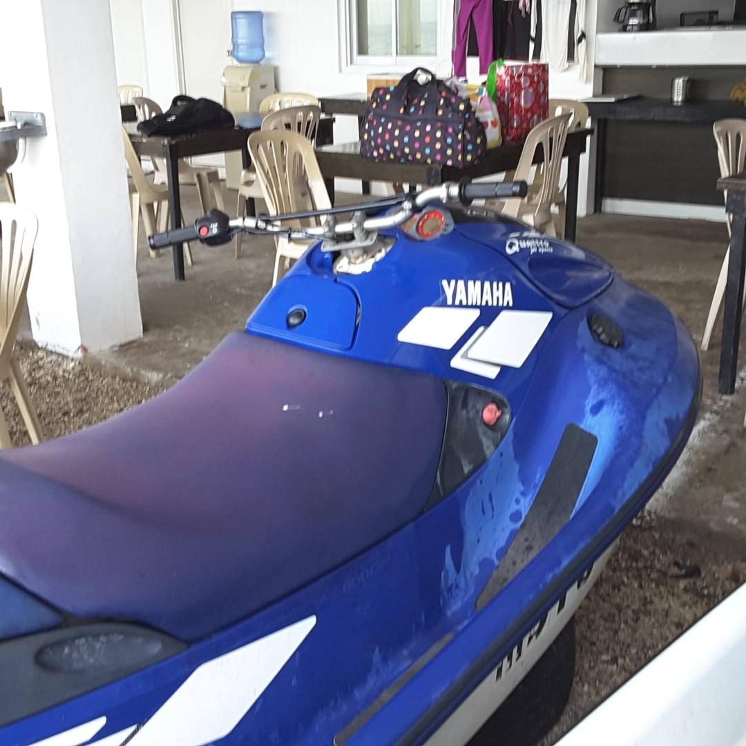 Yamaha WaveRunner GP800 Jetski jet ski, Motorbikes on Carousell