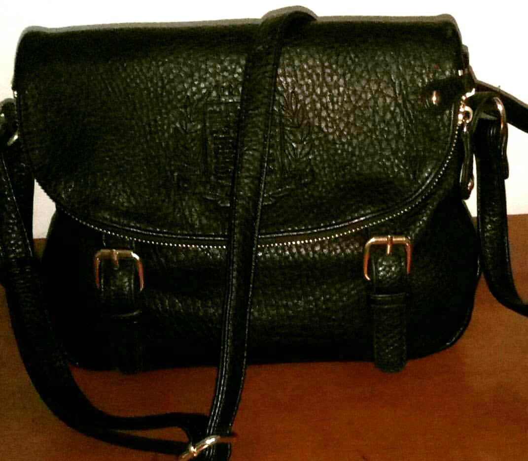 Enoch sling bag, Women's Fashion, Bags & Wallets, Cross-body Bags on ...