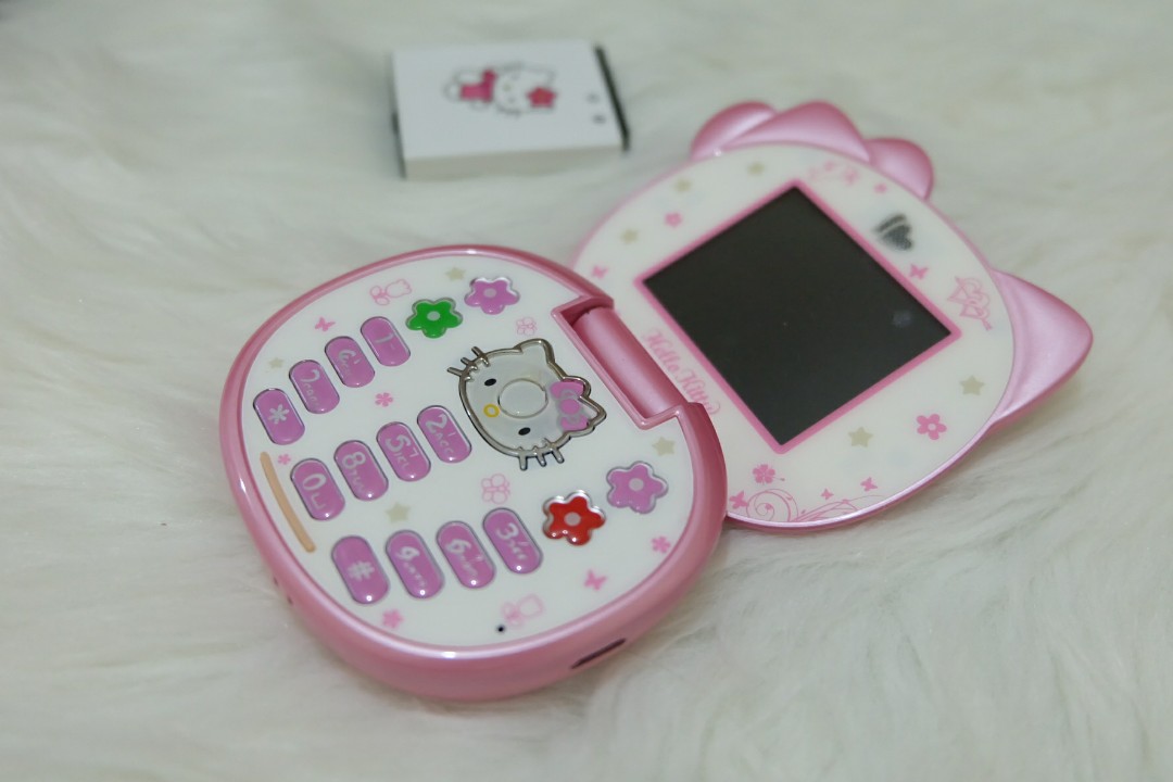 Hello Kitty Mobile Phone K688 ( Dual Sim ), Mobile Phones & Gadgets ...
