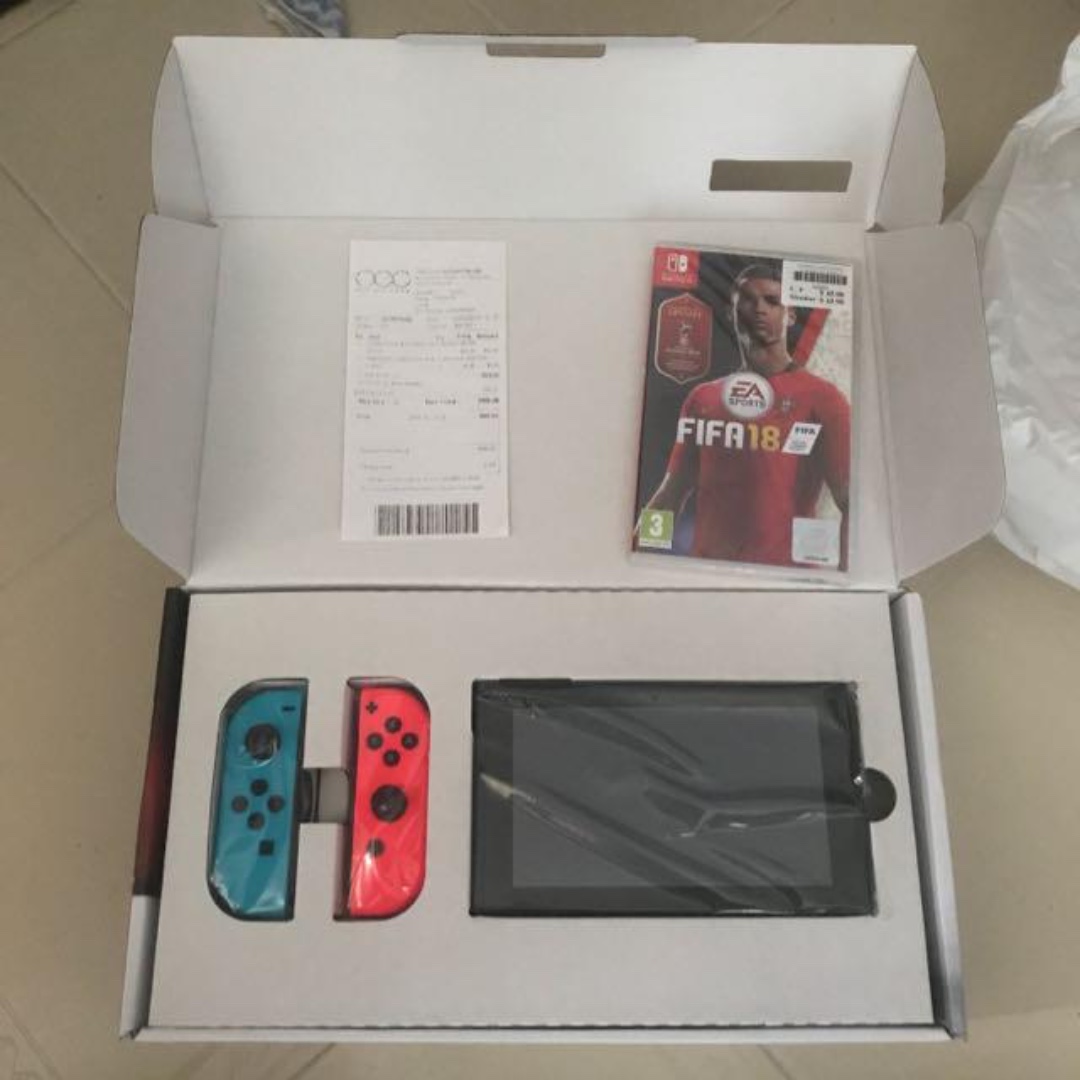NEW NINTENDO SWITCH FIFA BUNDLE, Video Gaming, Video Game Consoles ...