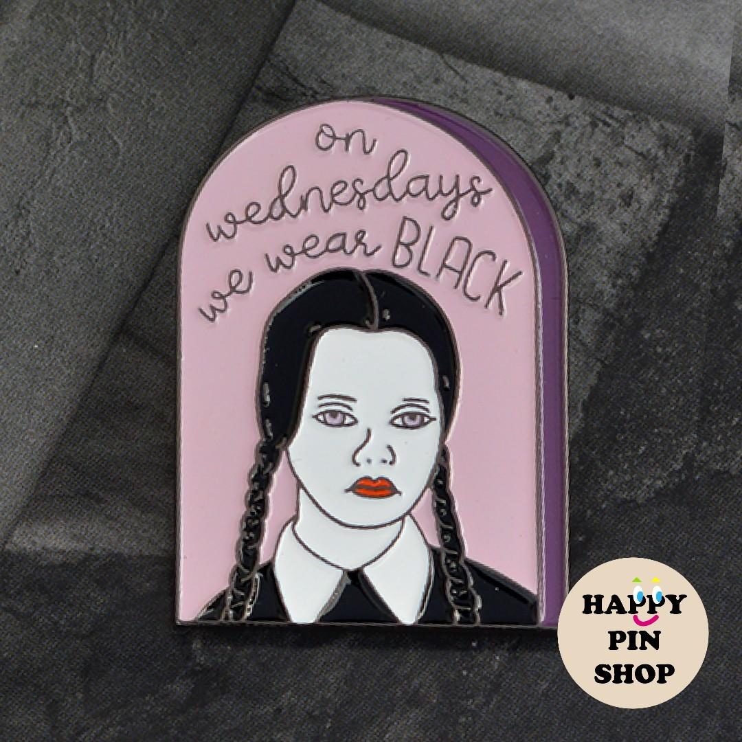 Wednesday Addams, Addams Family Enamel Pin (Halloween), Hobbies & Toys ...