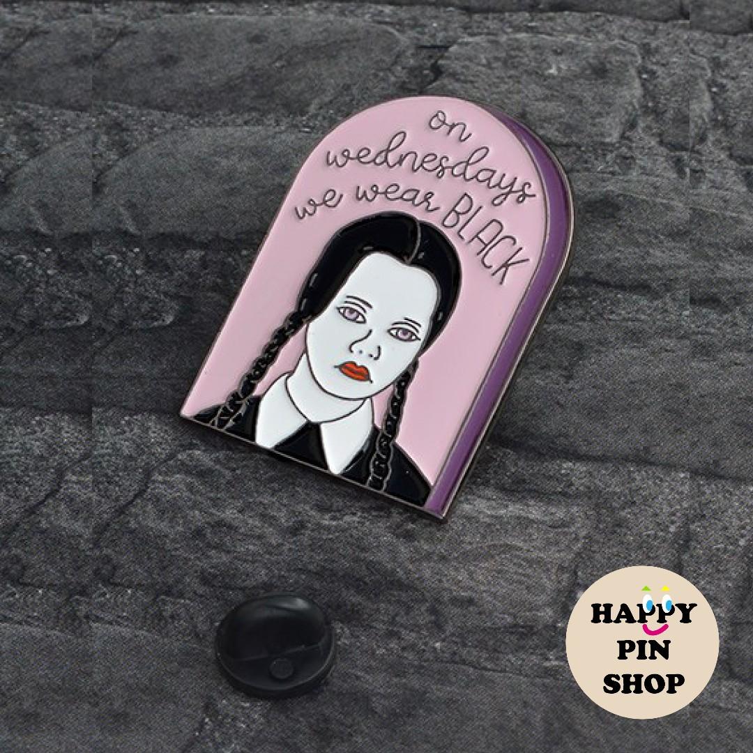 Wednesday Addams, Addams Family Enamel Pin (Halloween), Hobbies & Toys ...