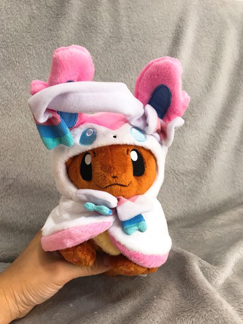 pokemon eevee sylveon poncho